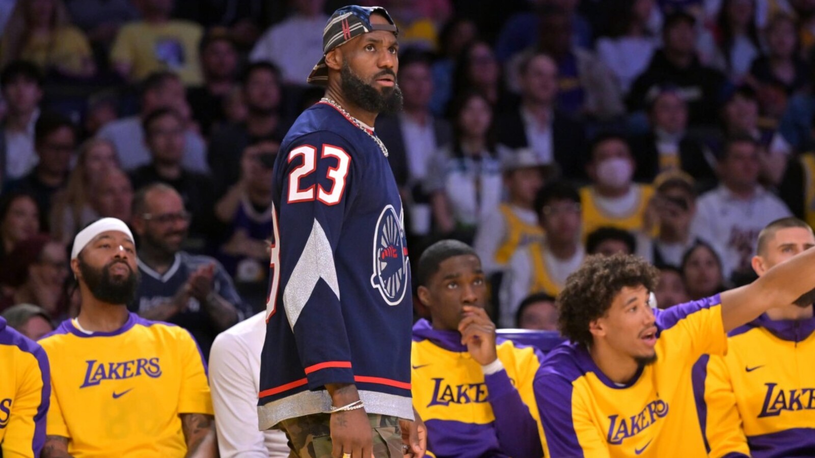 Viral Video Shows LeBron James Coaching The Lakers From The Bench ...