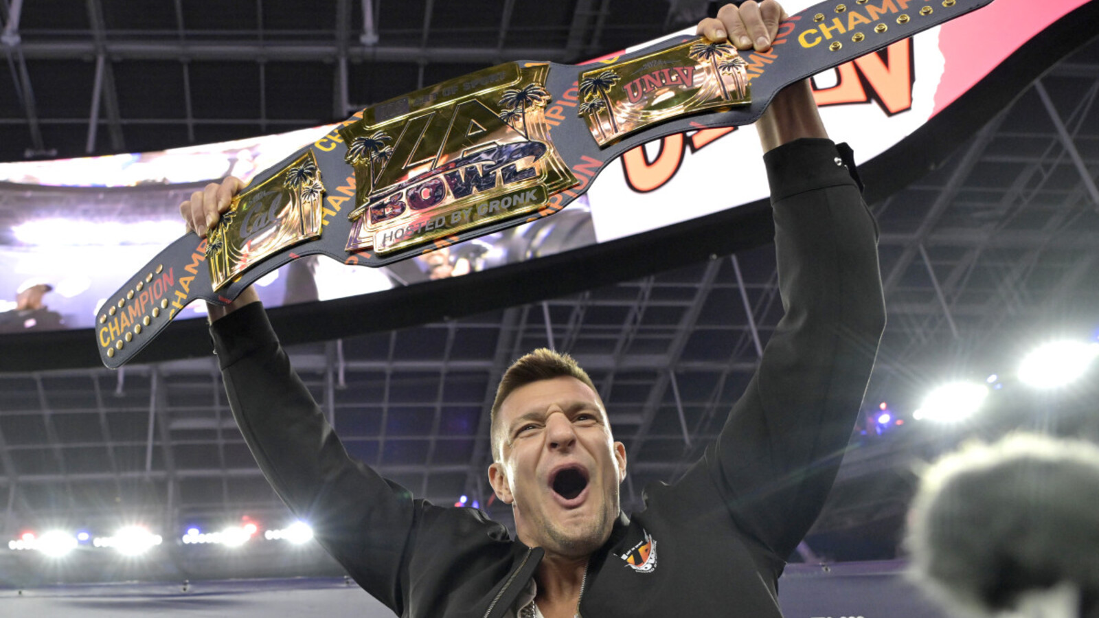 Rob Gronkowski's Clear Stance on Greatest NFL QB of All-Time | Yardbarker