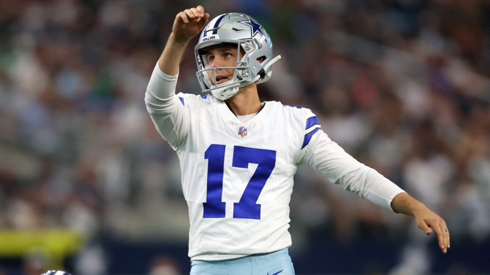 Dallas Cowboys players help kicker Brandon Aubrey with gender reveal ...