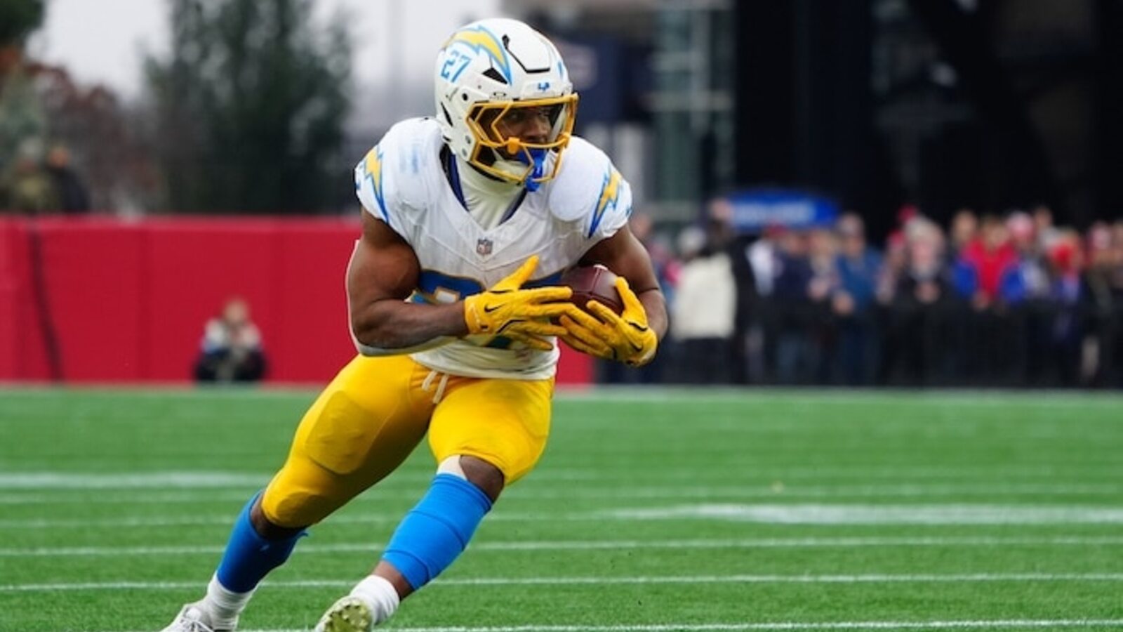 What Is The Unrestricted Free Agent Tender? Chargers Use UFA Tender On ...