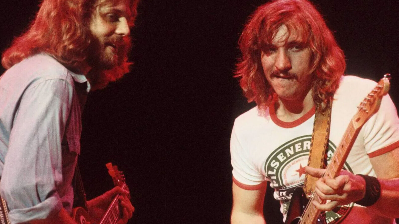 The 25 best bands that feature multiple-guitars | Yardbarker