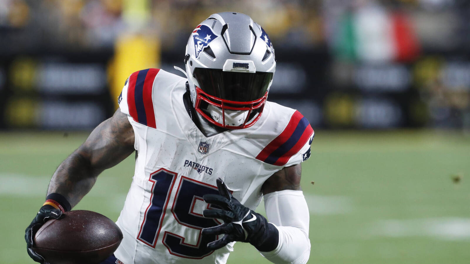 Pair of intriguing RBs loom as potential addition for Cowboys | Yardbarker