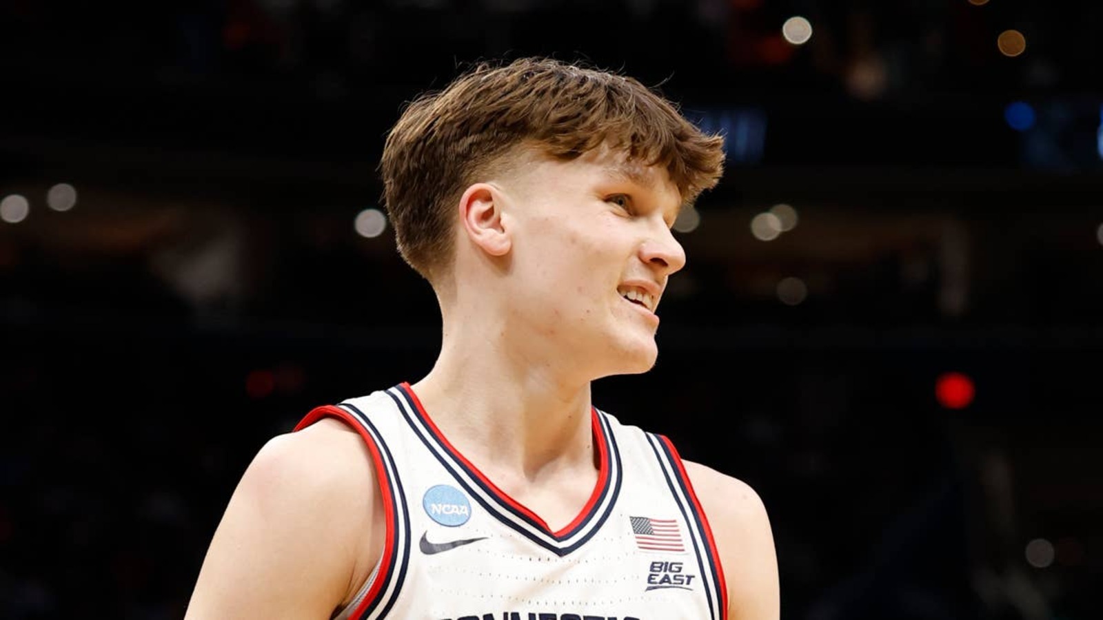 UConn G Braylon Mullins Reacts to Career Decision | Yardbarker