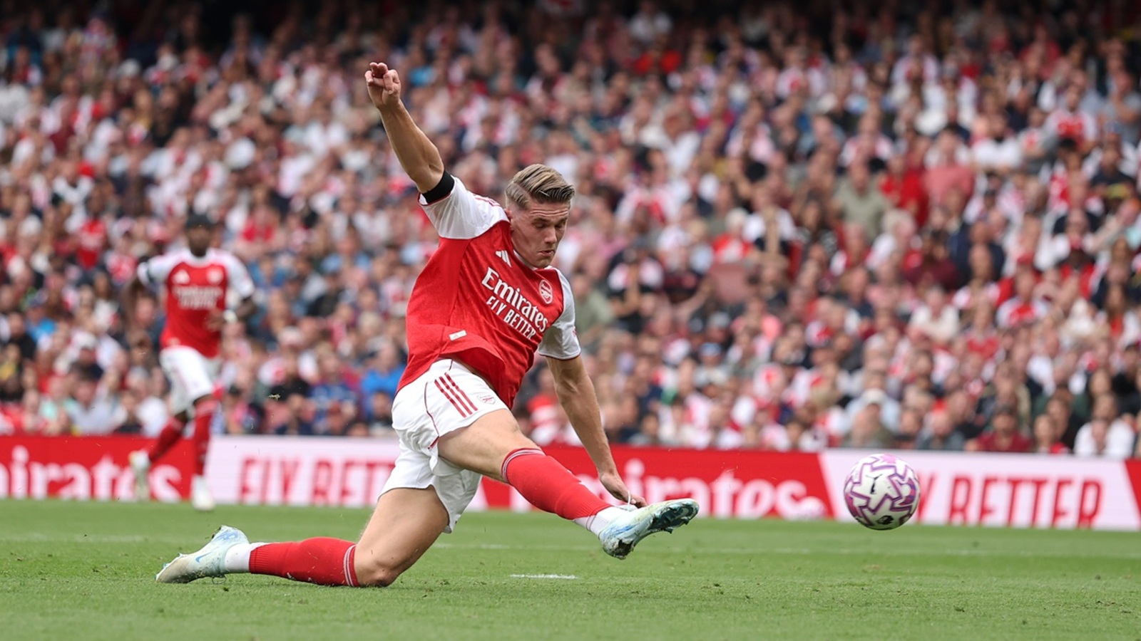 Arne Slot questions Arsenal’s approach after Anfield defeat | Yardbarker