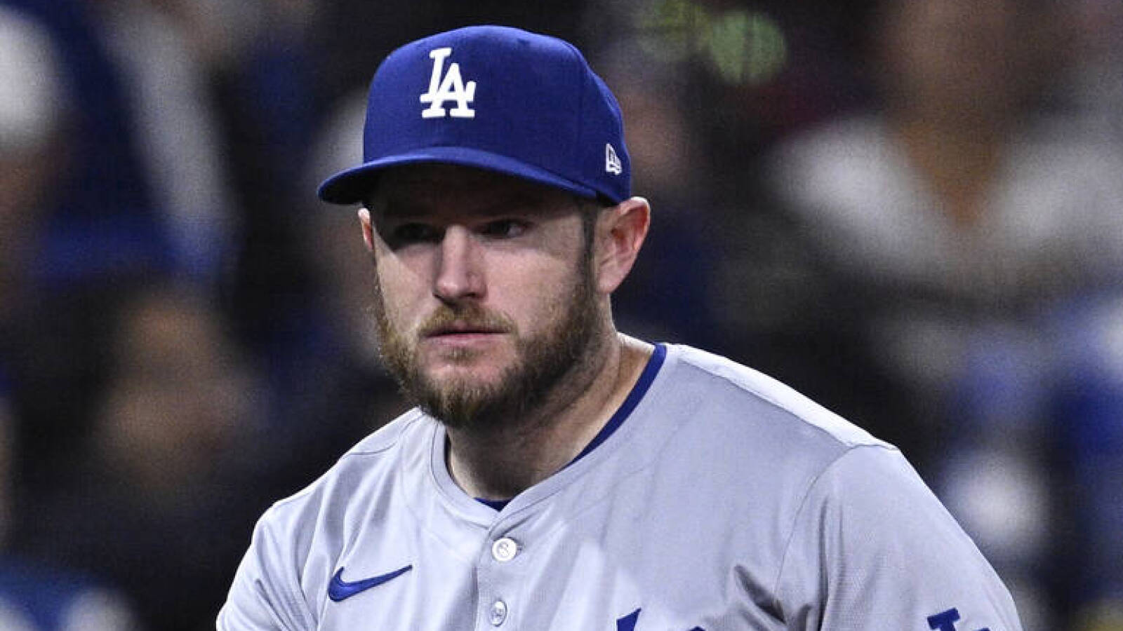 Max Muncy Taking Dry Swings | Yardbarker