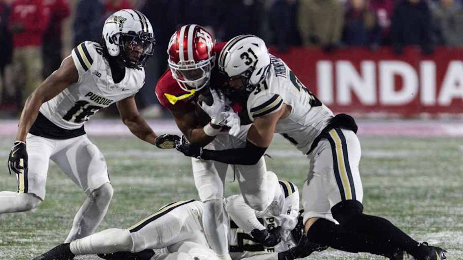 Ohio State Buckeyes Lose Out on Top Transfer Defender to Oregon ...