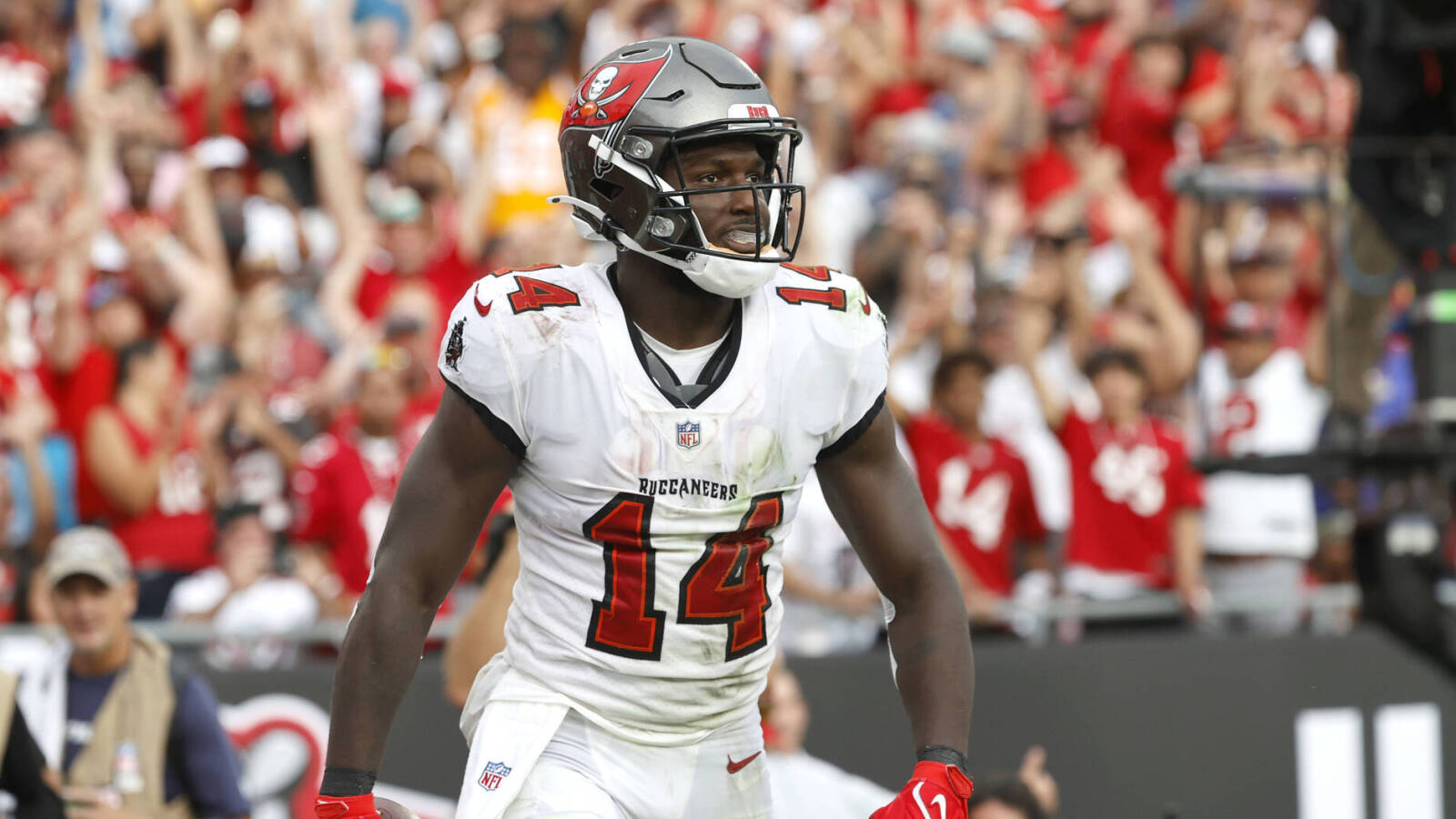 Bucs' Godwin returns to practice for first time since torn ACL | Yardbarker