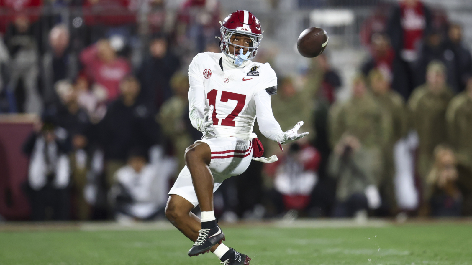 NFL Hall of Famer slams Alabama OC for use of Lotzier Brooks in Rose ...