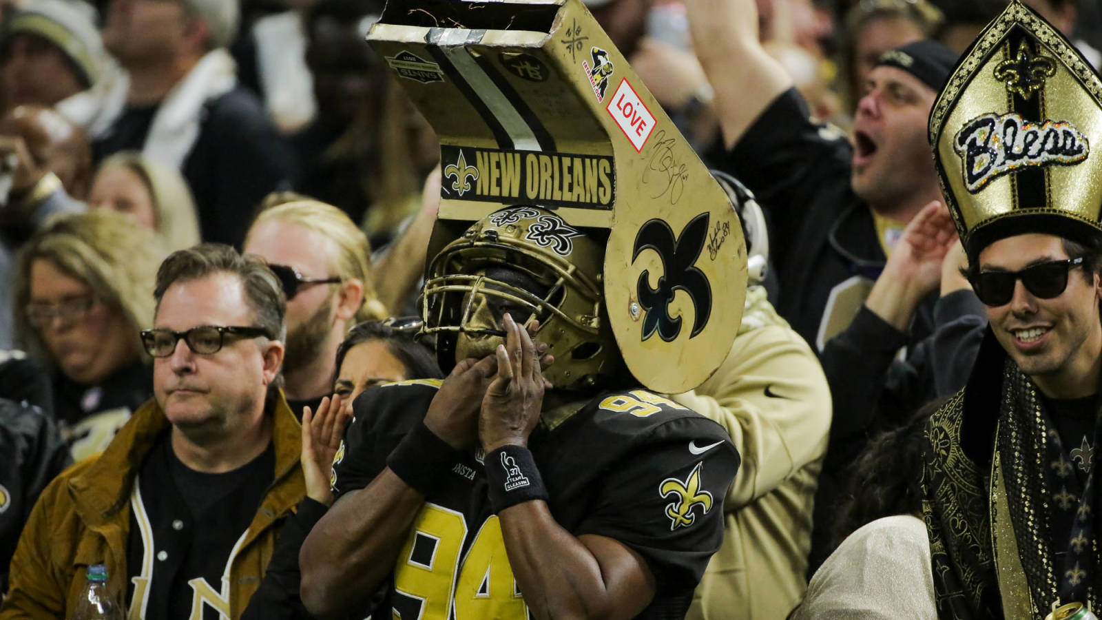 Saints fans take over Falcons' stadium with 'Who Dat' chant during win ...