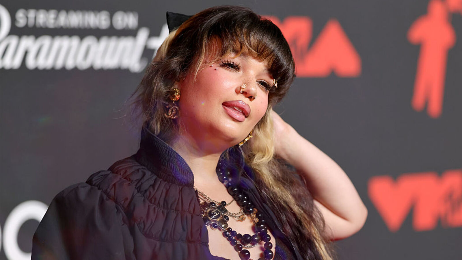 Lola Young Accuses 'Messy' Producer Carter Lang of Wrongfully Claiming ...