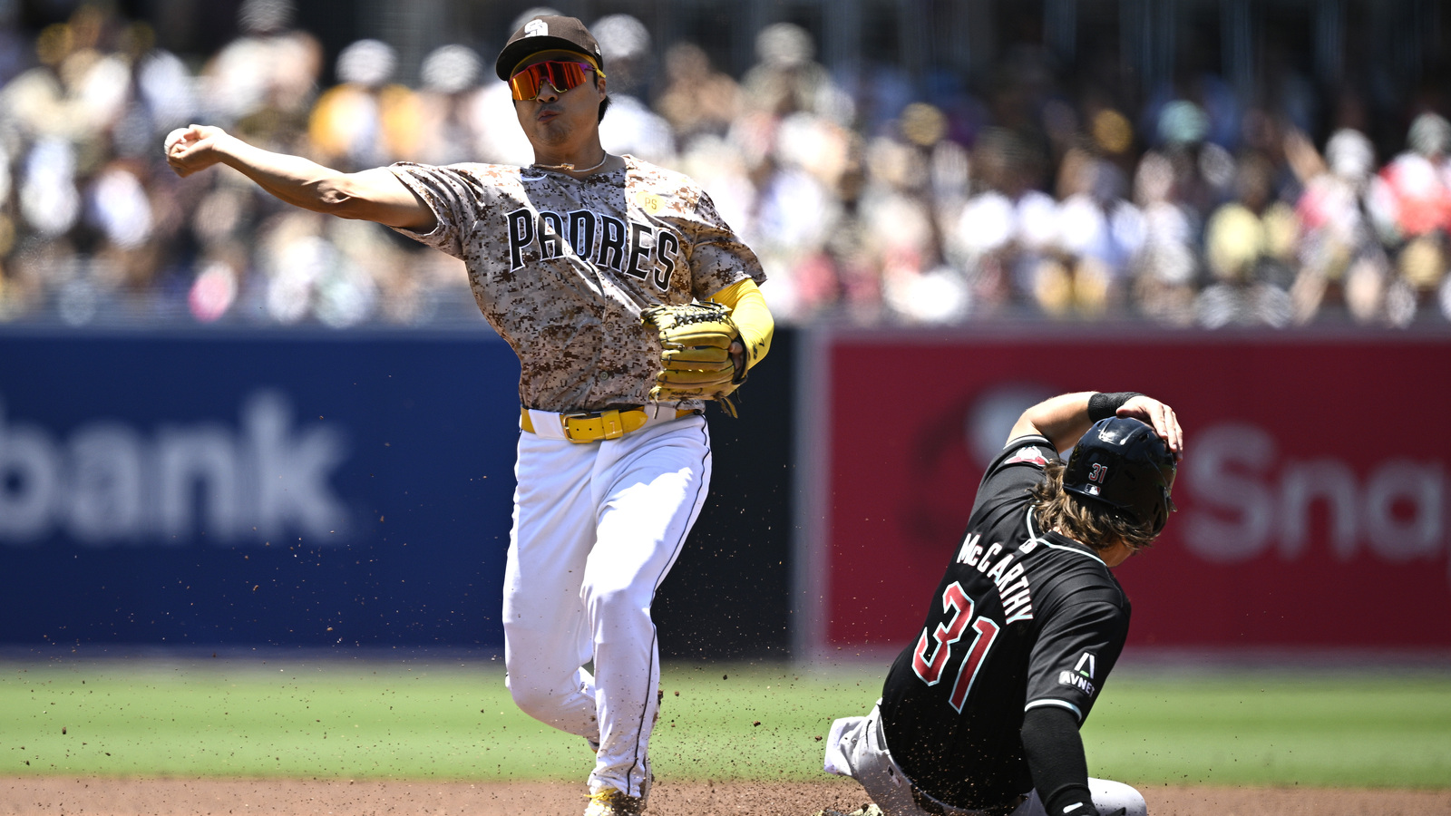 Will the San Diego Padres or Arizona Diamondbacks Have the Wild Card ...