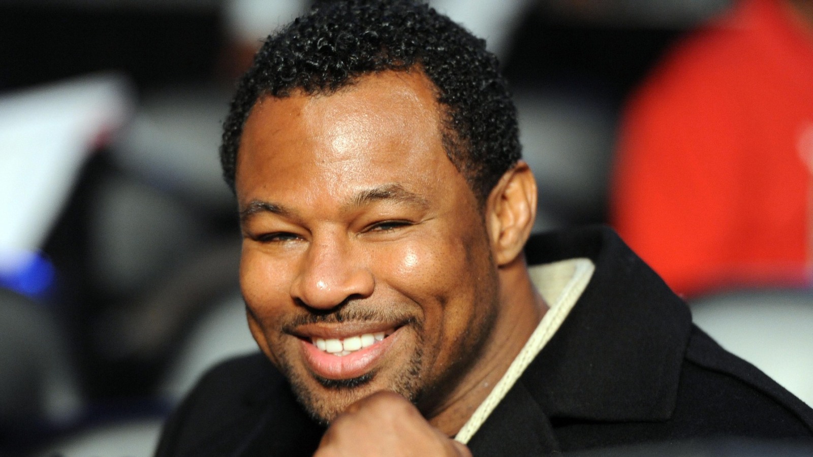 Shane Mosley’s Razor Close Victory Over Oscar De La Hoya – June 17 ...