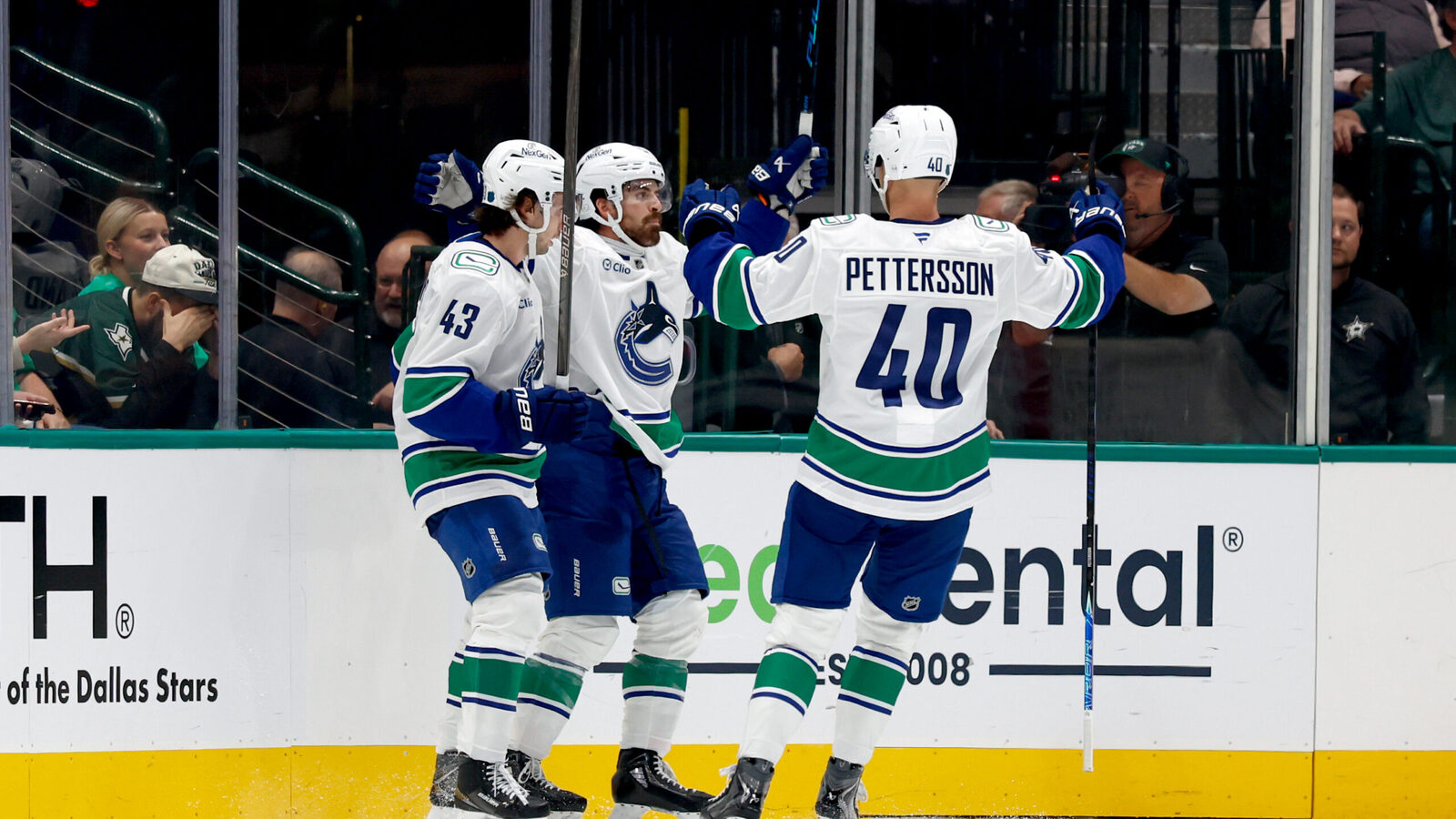 Canucks score four straight goals to beat Stars 5-3 in impressive win ...