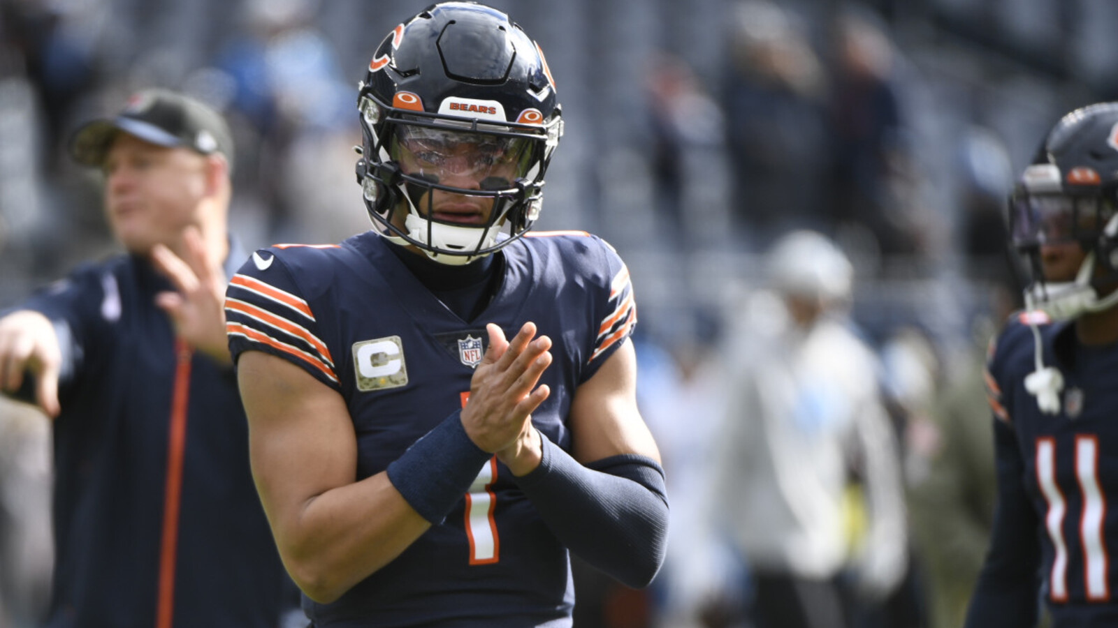 ESPN analyst lays out a strong case why Bears' Justin Fields would be a ...