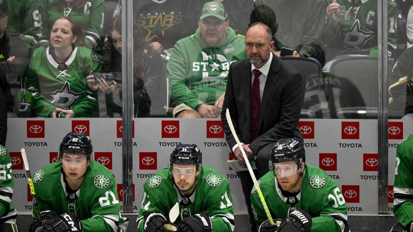 Dallas Stars Peter DeBoer Keeps Insane Streak Alive | Yardbarker