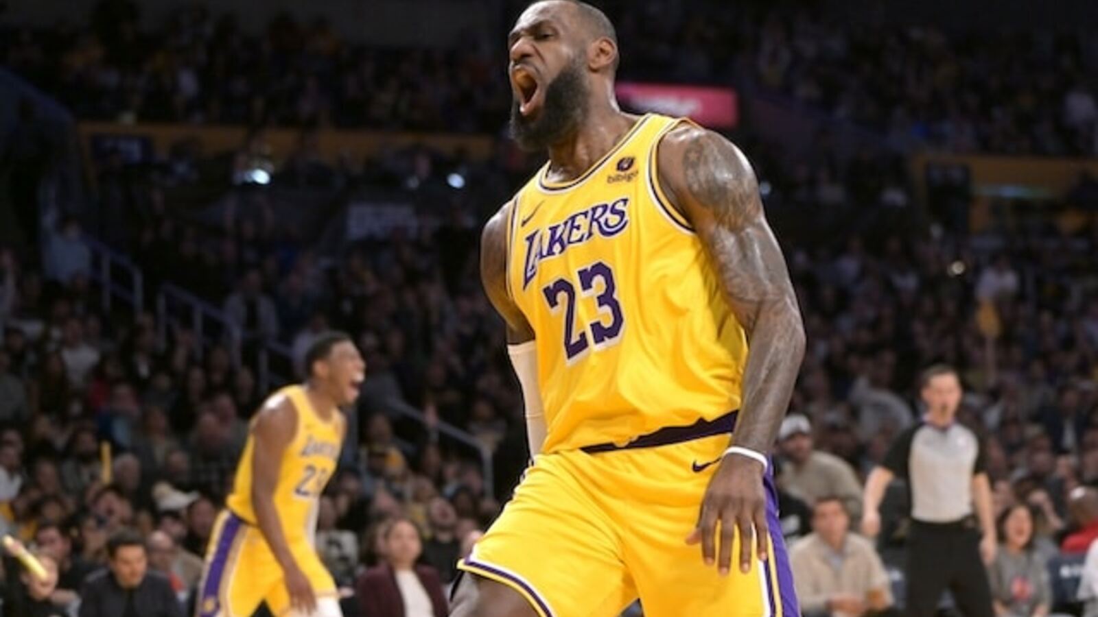 LeBron James ‘Focused’ On Returning To Lakers This Offseason | Yardbarker