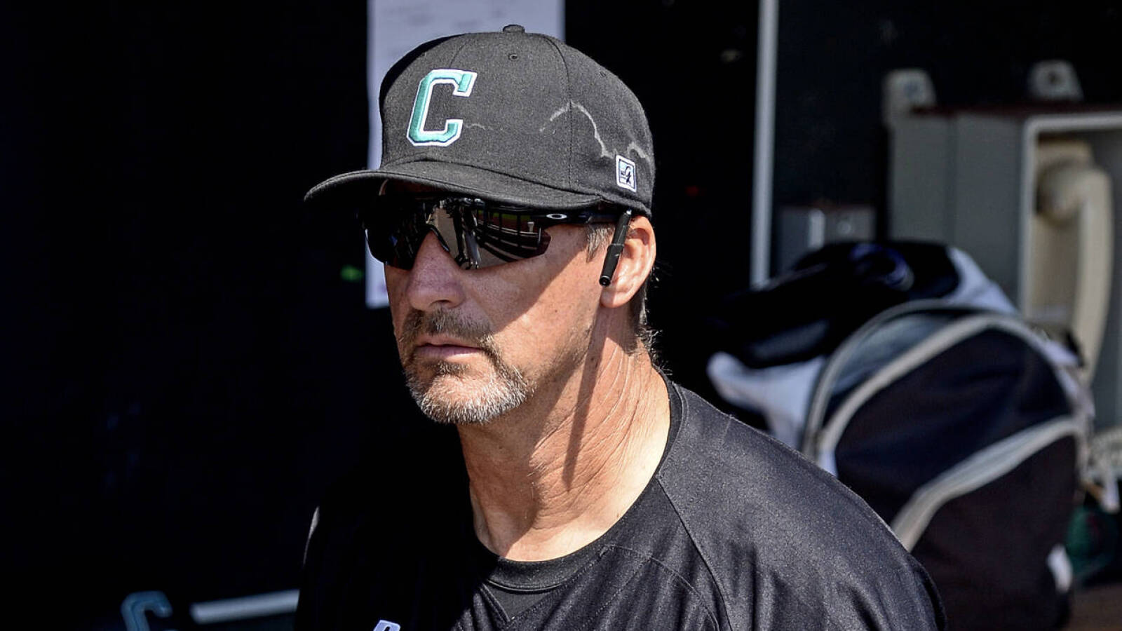 Legendary NCAA baseball coach slams NIL system | Yardbarker