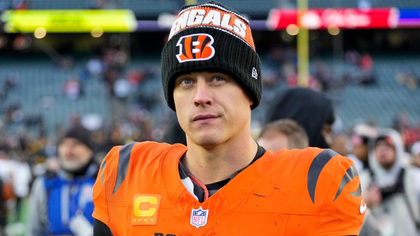 Joe Burrow pulls up to MNF vs. Cowboys in wild outfit | Yardbarker