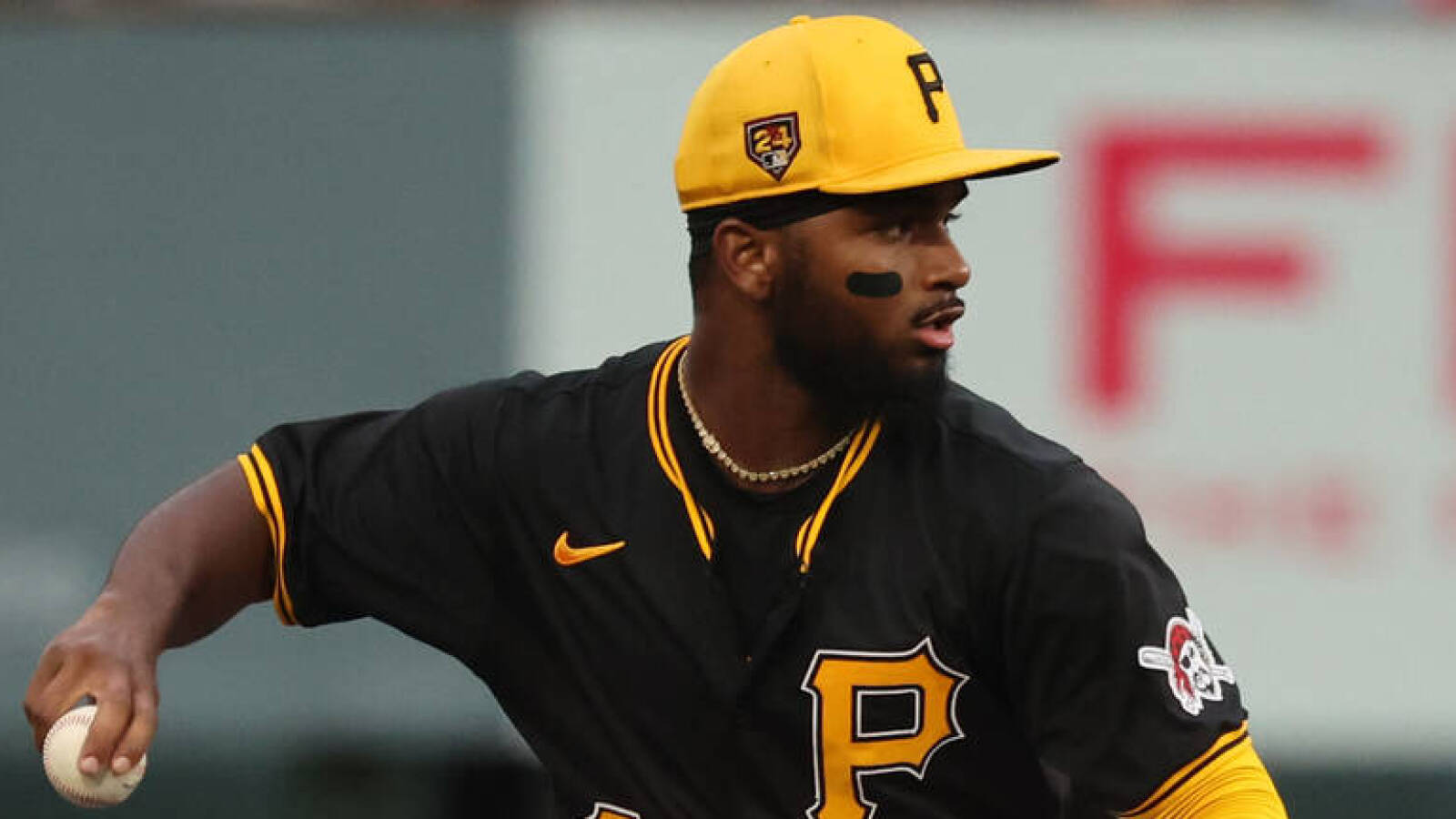 Pirates Option Liover Peguero, Jose Hernandez to Triple-A | Yardbarker