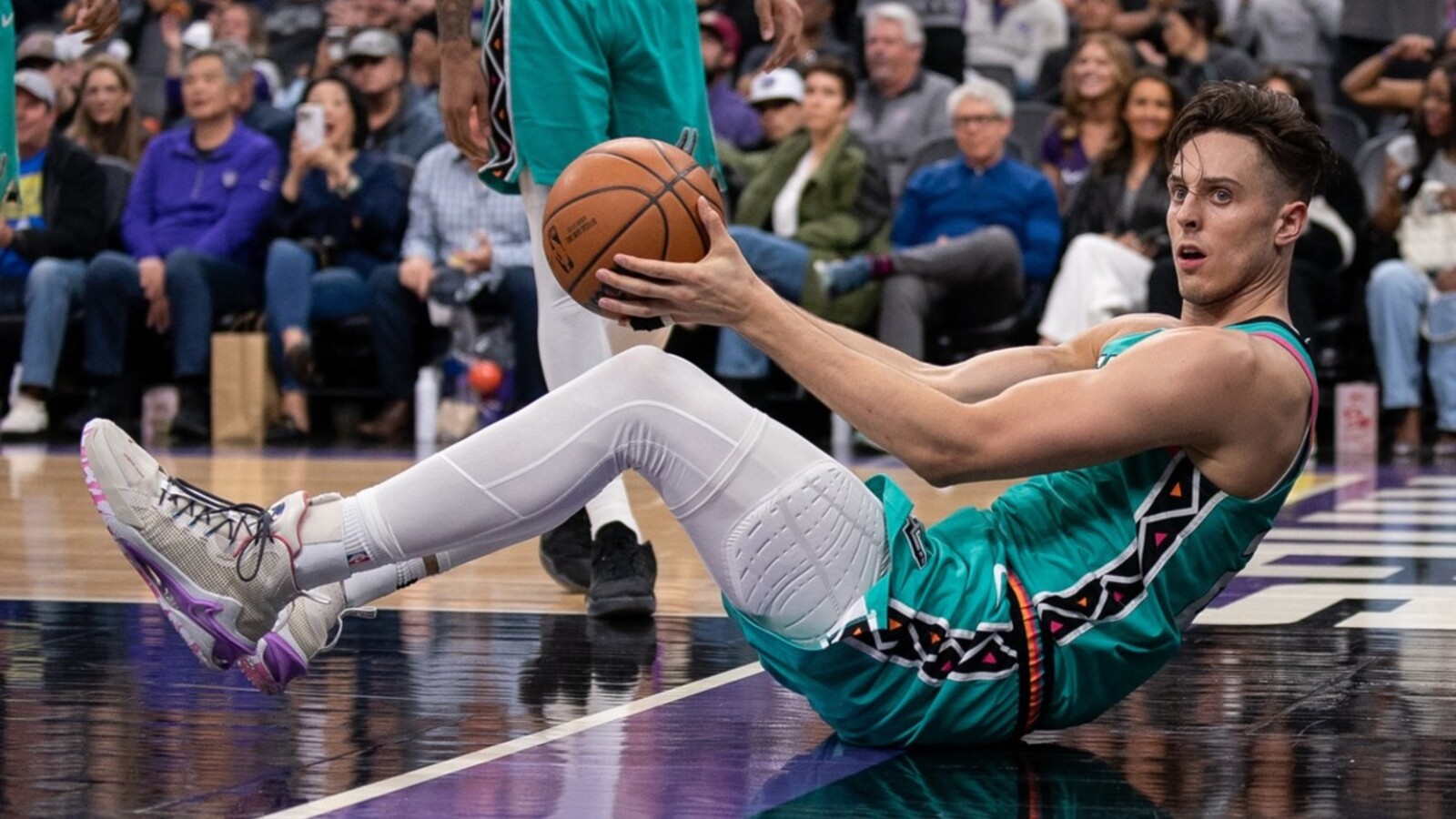 Zach Collins Fined $35,000 For Showing Referees The Middle F ...