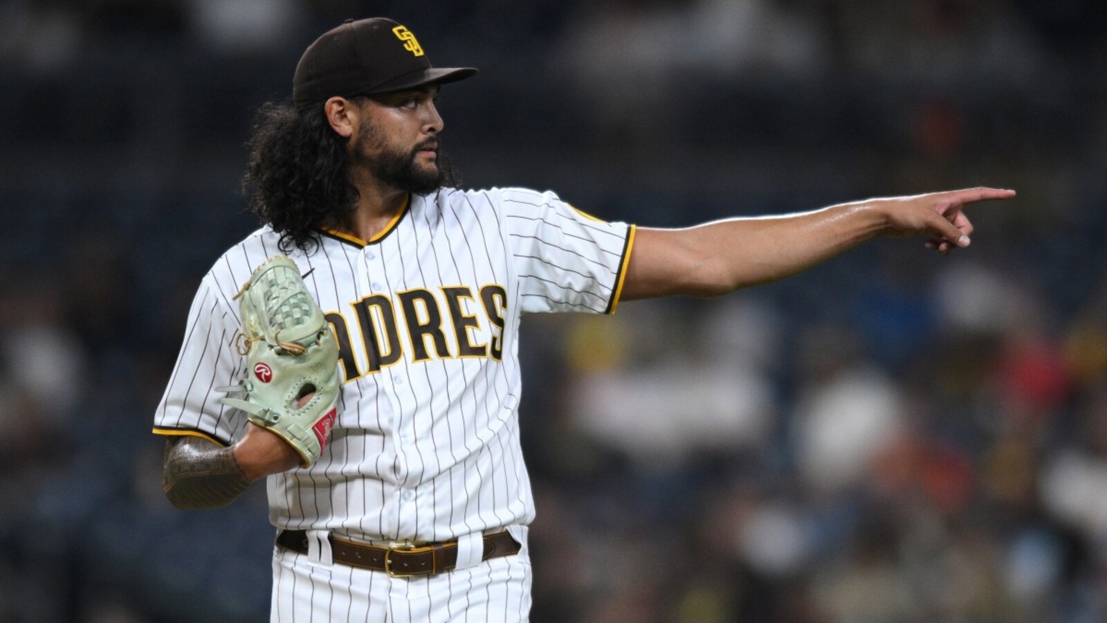 Former Padres Pitcher Signs Free Agent Contract With New York Mets ...