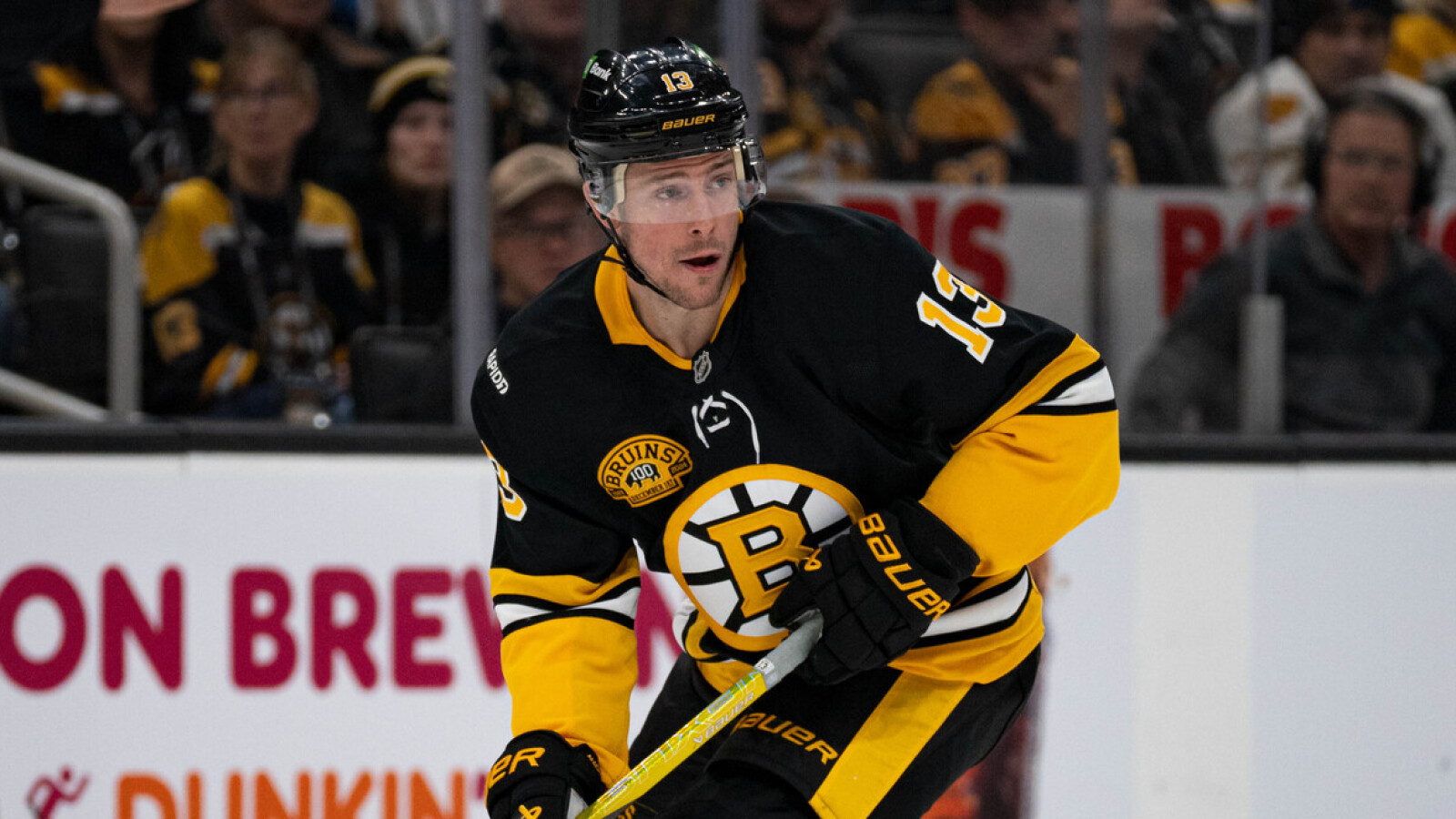 Bruins, Avalanche swap centers in multi-player deal | Yardbarker