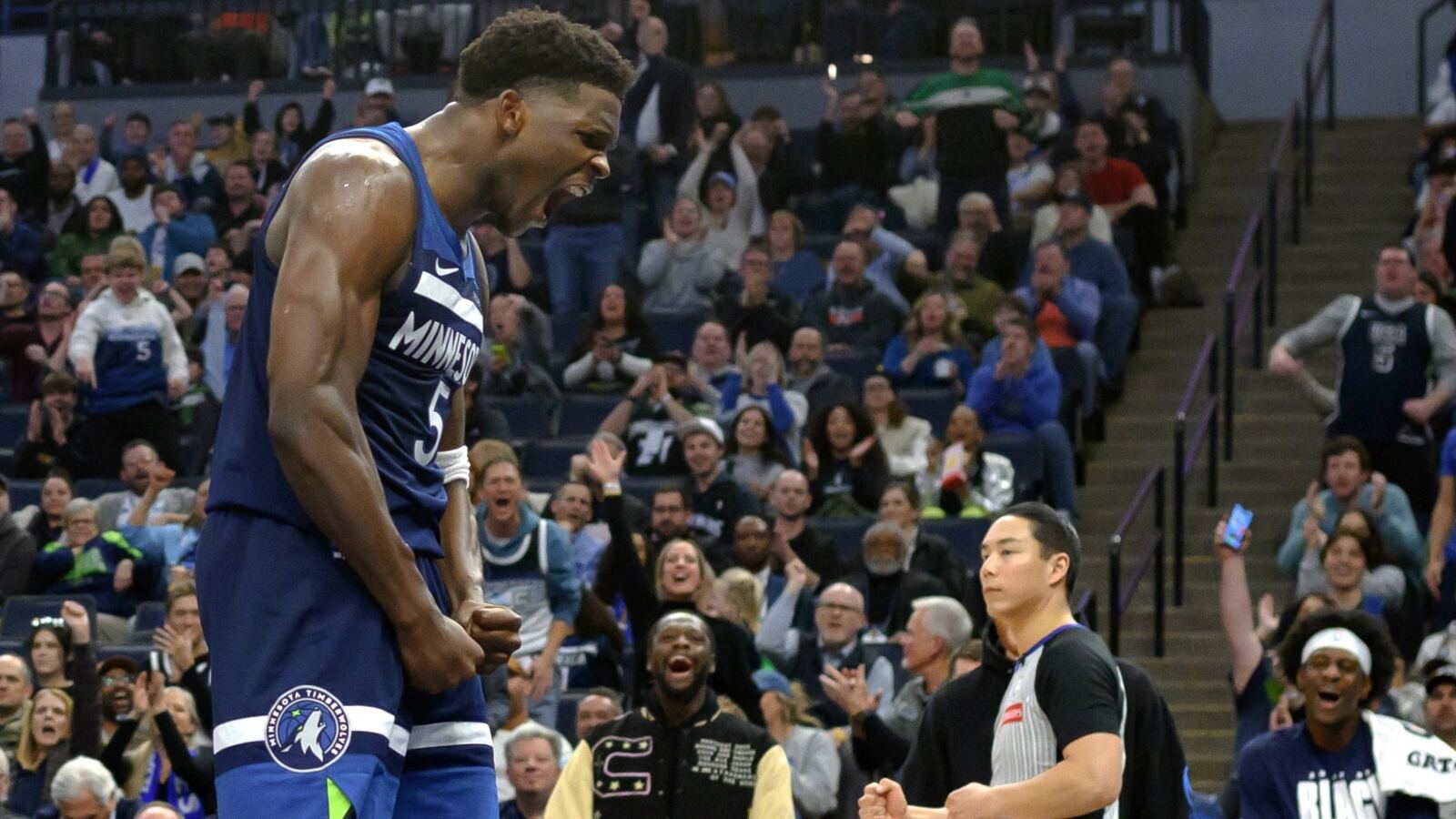 Minnesota Timberwolves vs. Los Angeles Lakers DFS Start ‘Em Sit ‘Em ...