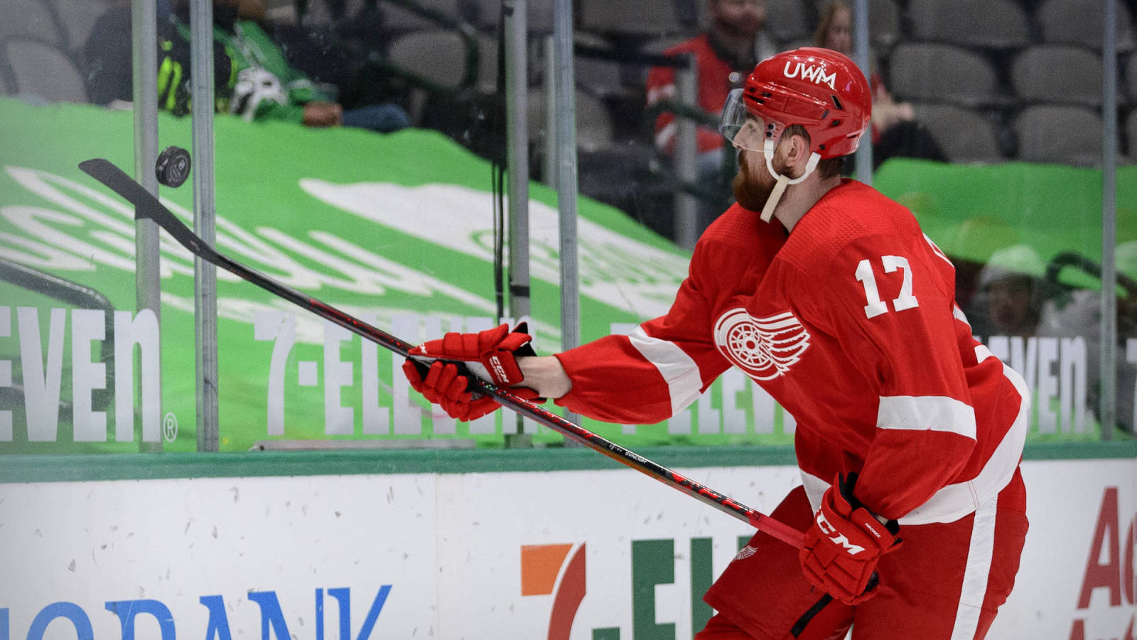 Filip Hronek re-signs with Red Wings on three-year, $13.2 million deal ...