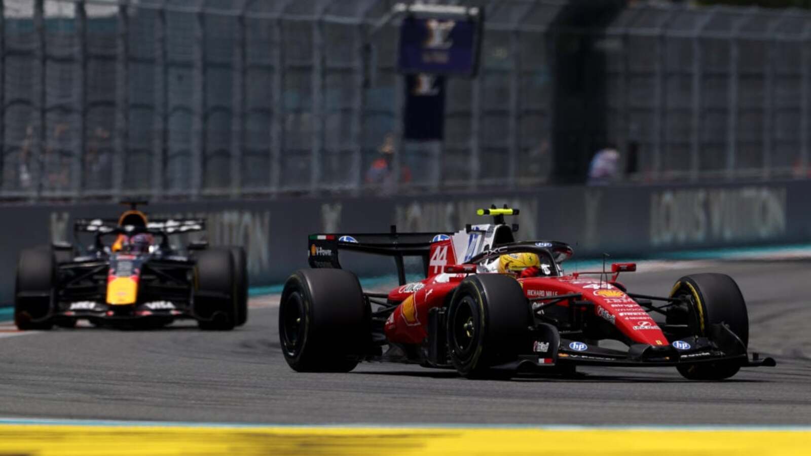 Damon Hill gives verdict on Max Verstappen incident with Lewis Hamilton ...