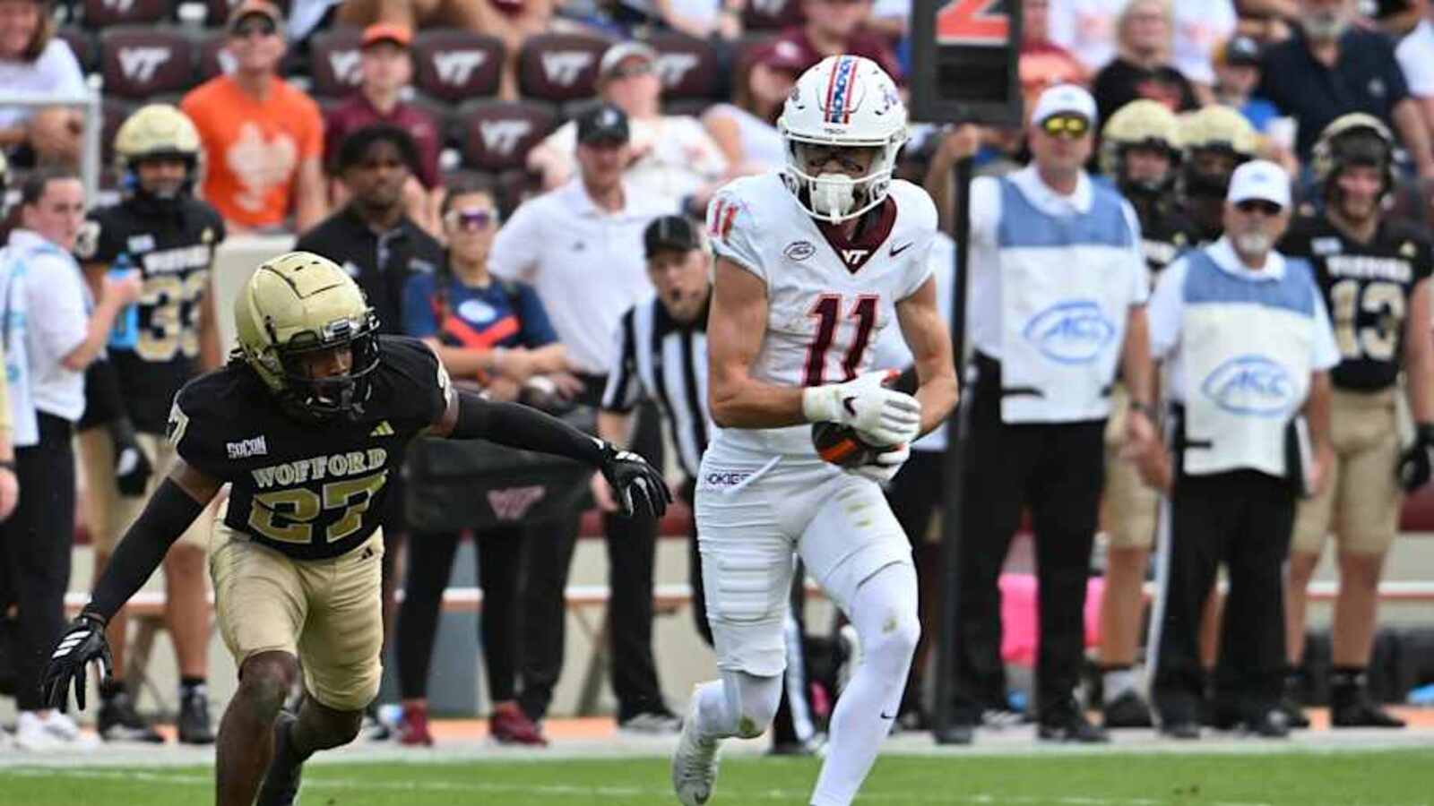 Virginia Tech Wide Receiver Tucker Holloway to Enter Transfer Portal ...