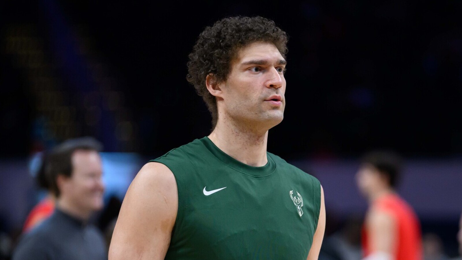 Report reveals Bucks’ asking price in Brook Lopez trade | Yardbarker