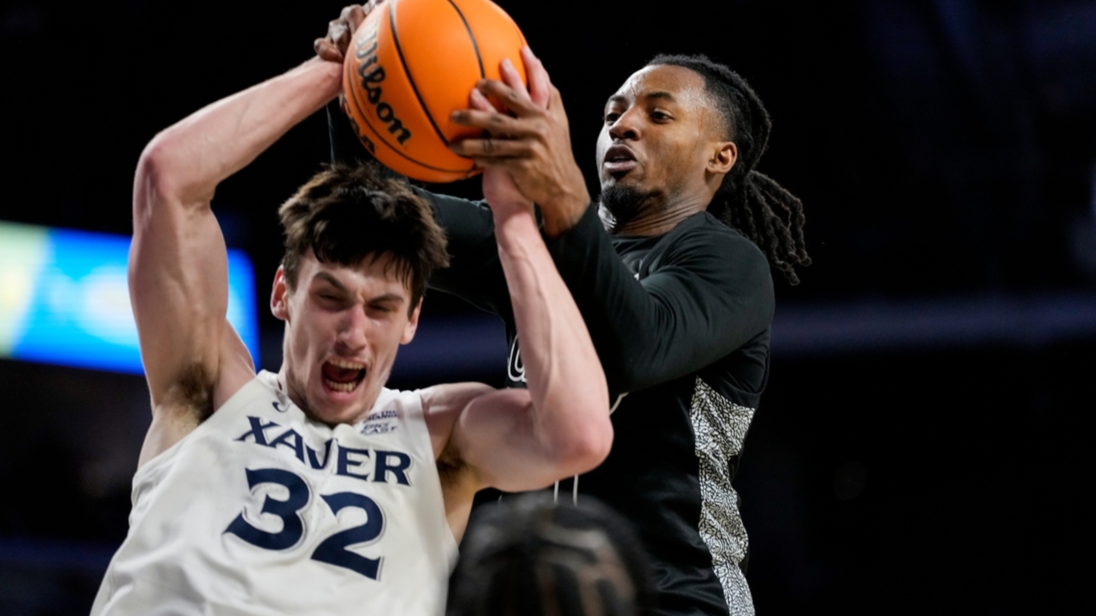 Xavier F Zach Freemantle out indefinitely with lower-body injury ...