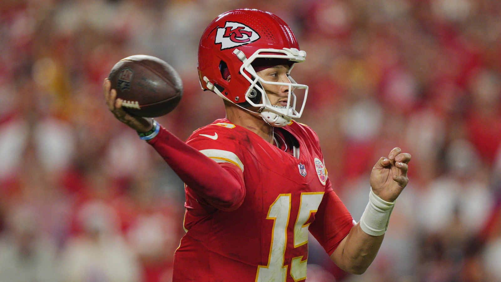 Predicting the 2025 NFL MVP finalists | Yardbarker