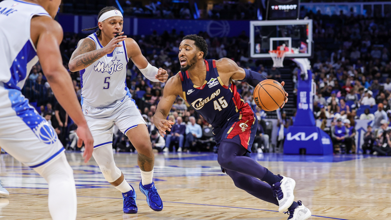 Cavs’ Donovan Mitchell Stays Strong On NBA Revisiting Coach’s Challenge ...