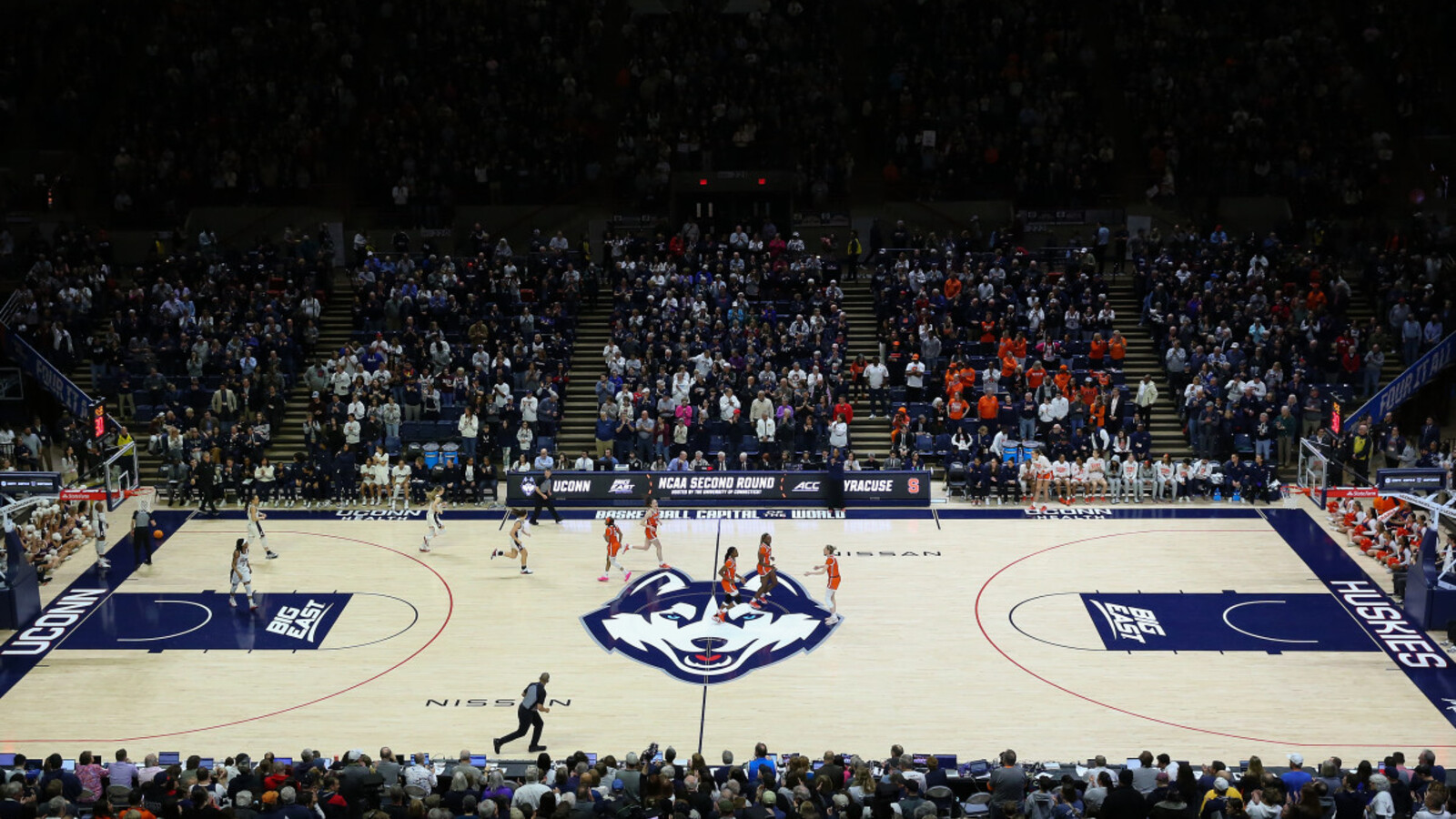 UConn SID Apologized To Reporter For His Behavior | Yardbarker