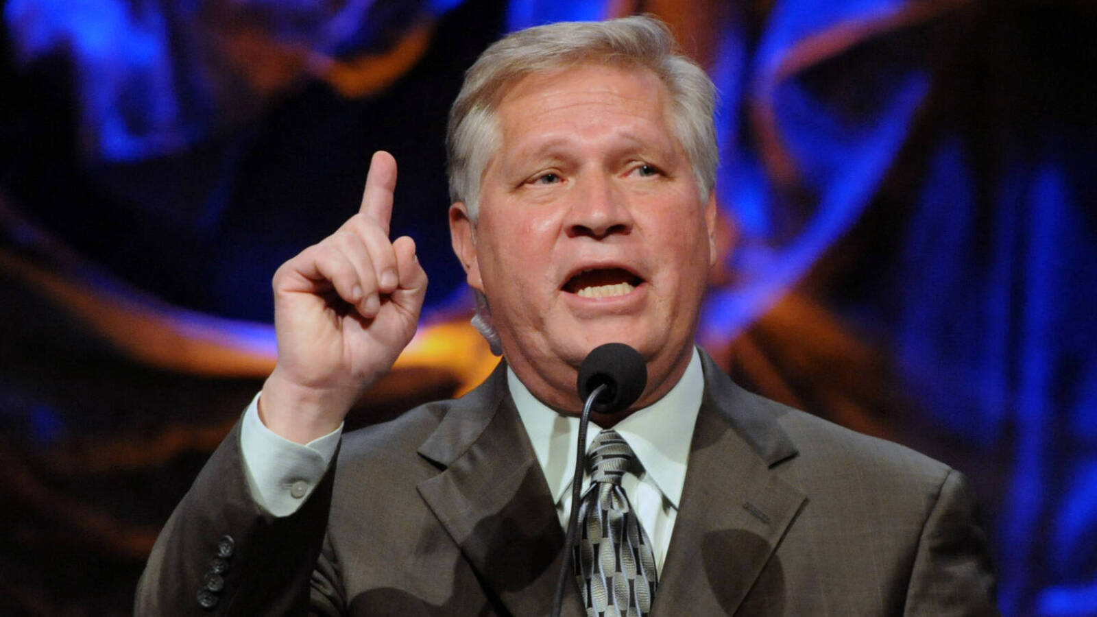 Longtime NFL reporter retires from ESPN | Yardbarker