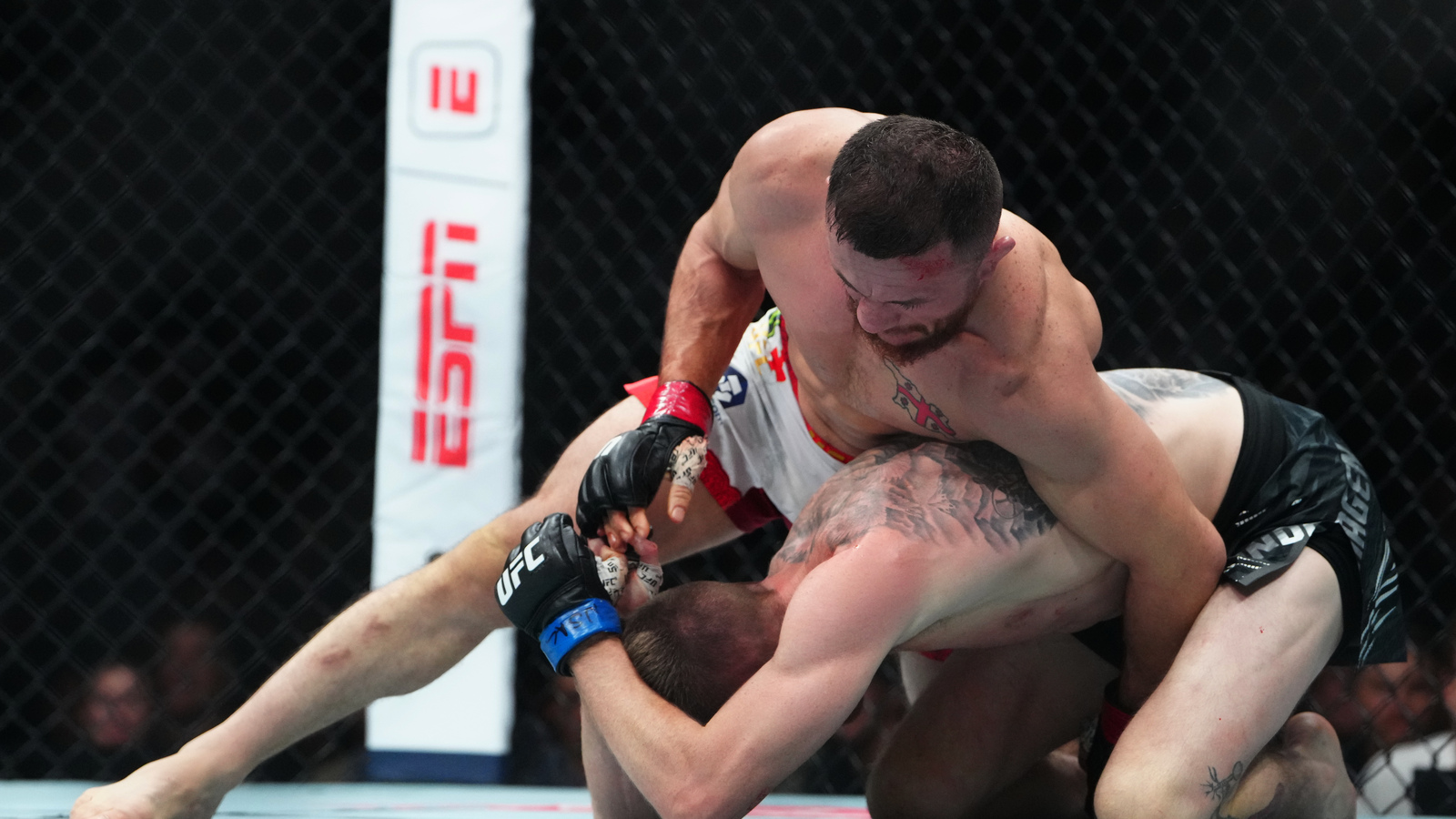 Predictions for the UFC 323 main card | Yardbarker