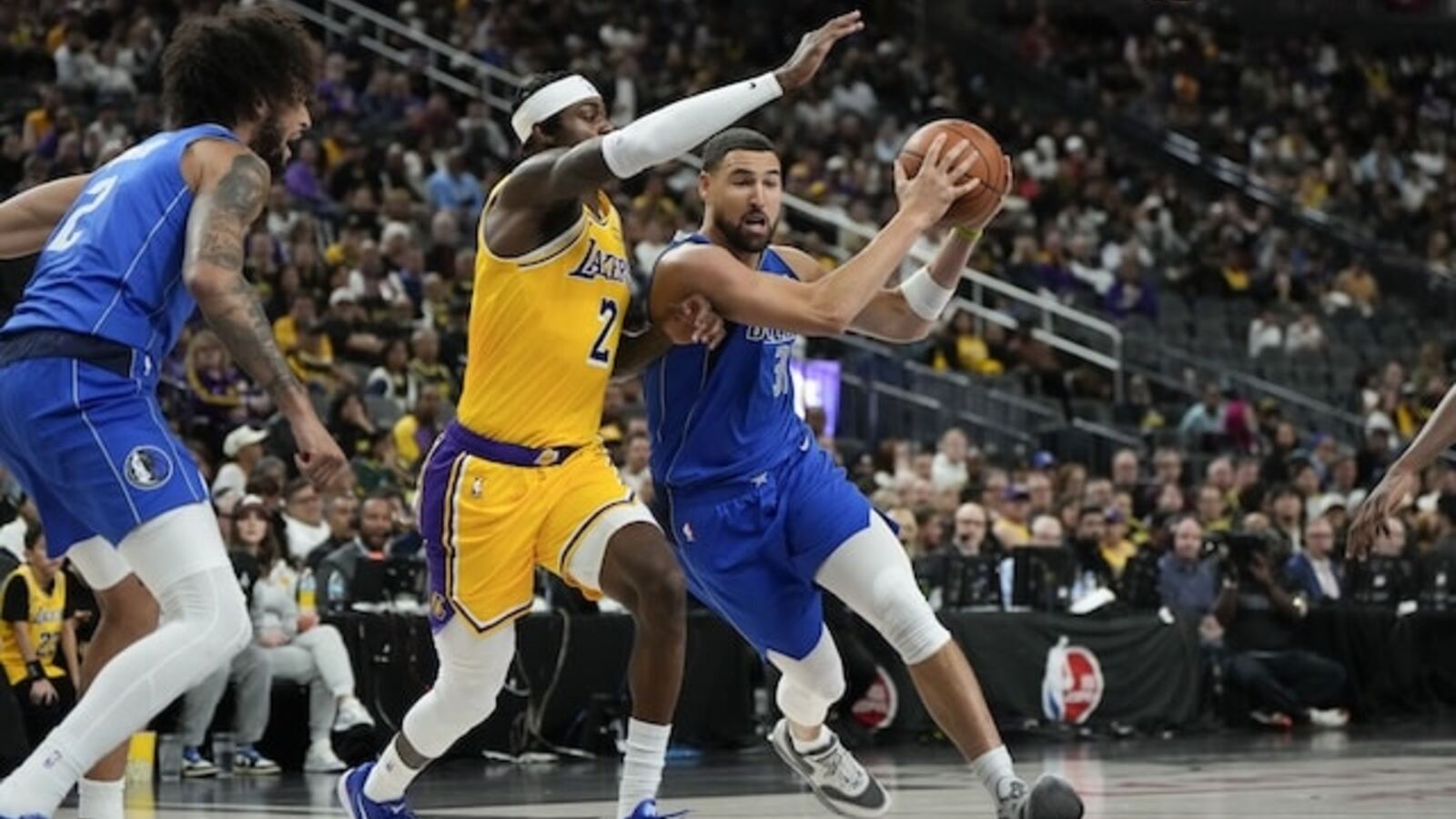 Jarred Vanderbilt Ruled Out Of Mavericks Game With Left Quad Contusion ...