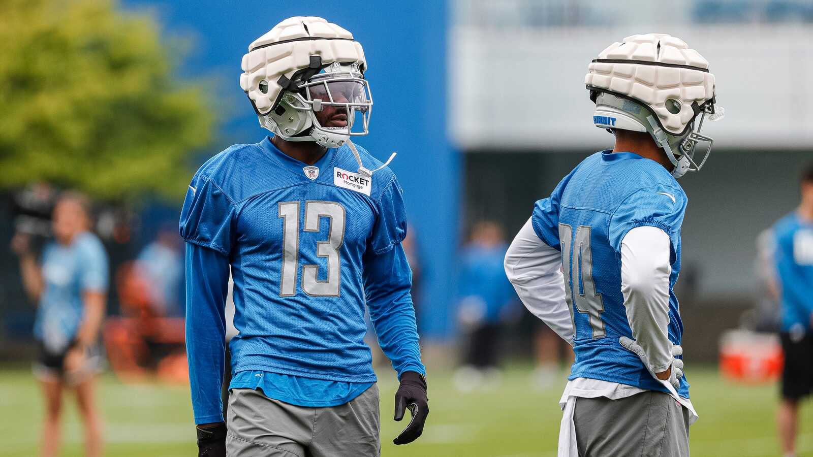 Former Panthers WR Devin Funchess signs professional basketball ...