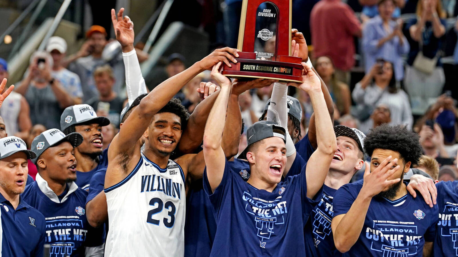 Villanova holds off Houston to advance to Final Four | Yardbarker