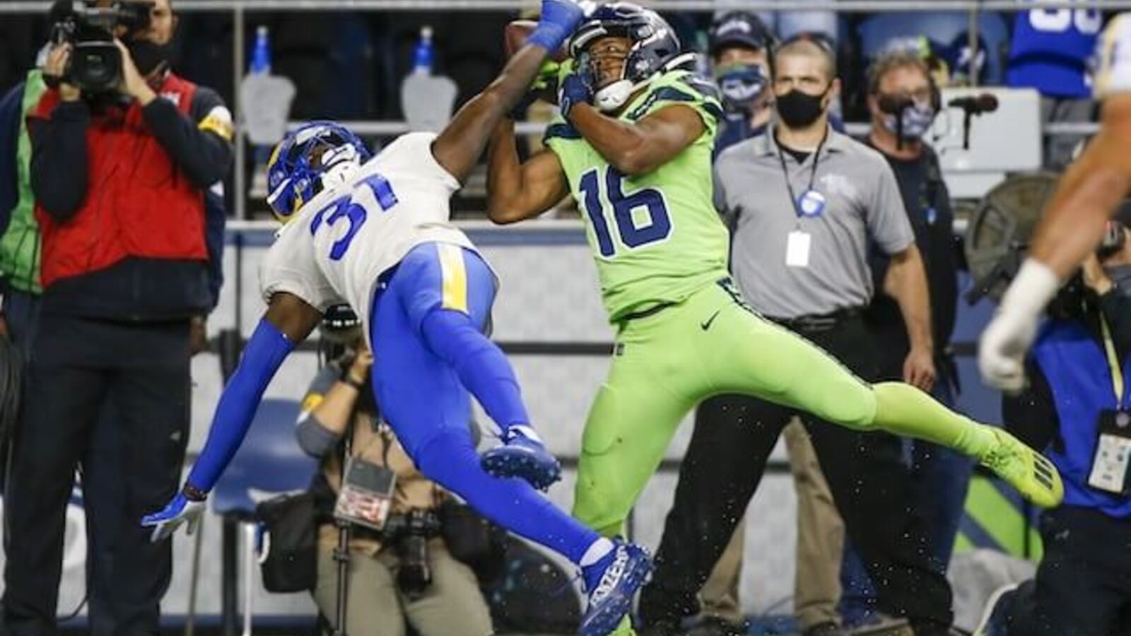 Seahawks Sign Robert Rochell To Practice Squad | Yardbarker