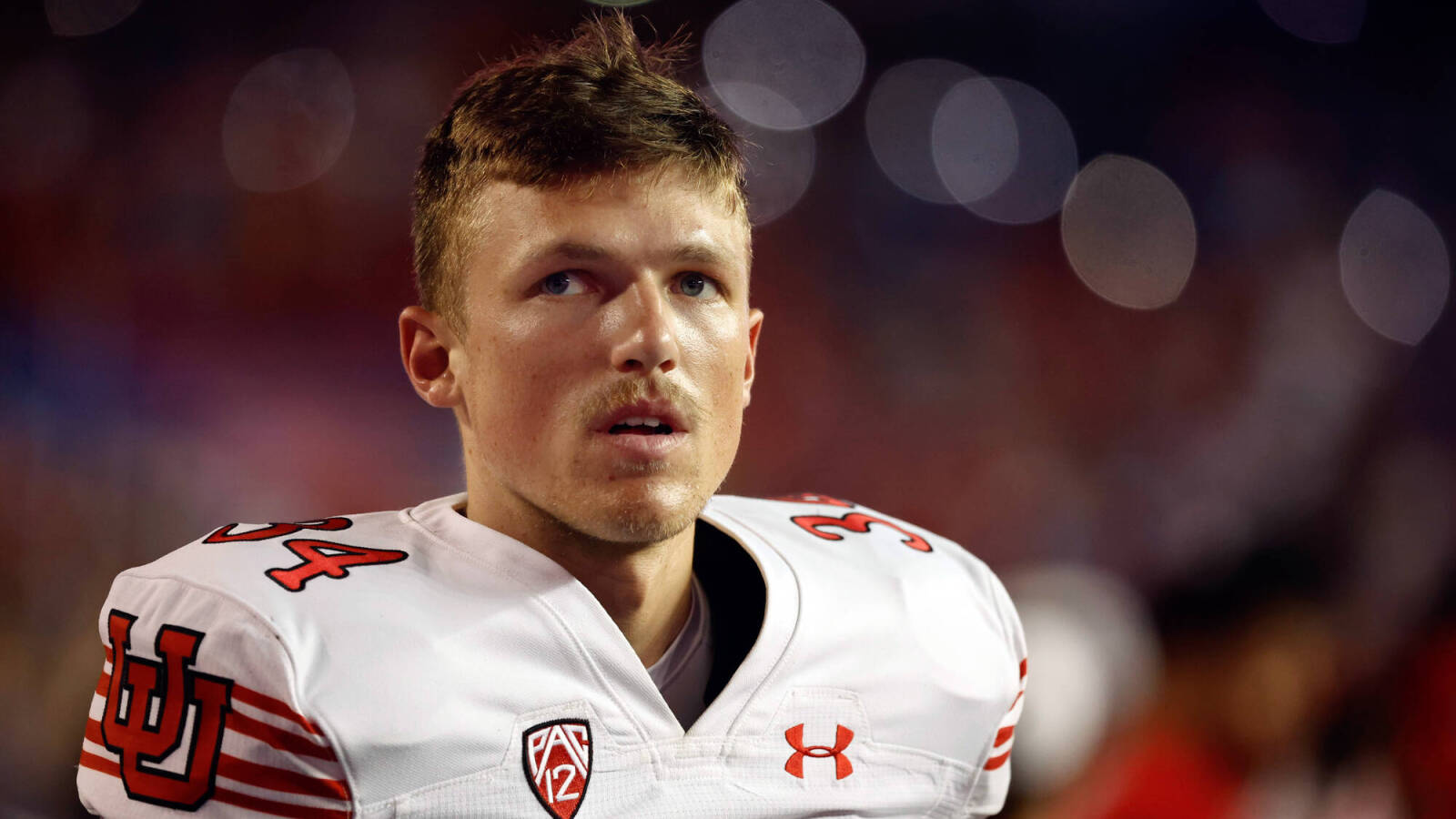 Watch: Utah punter gets called out by announcers for embellishing hit ...