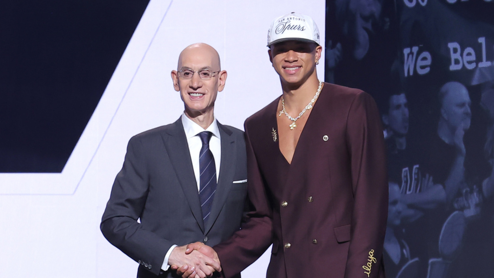 Spurs pick promising combo forward at No. 14 | Yardbarker
