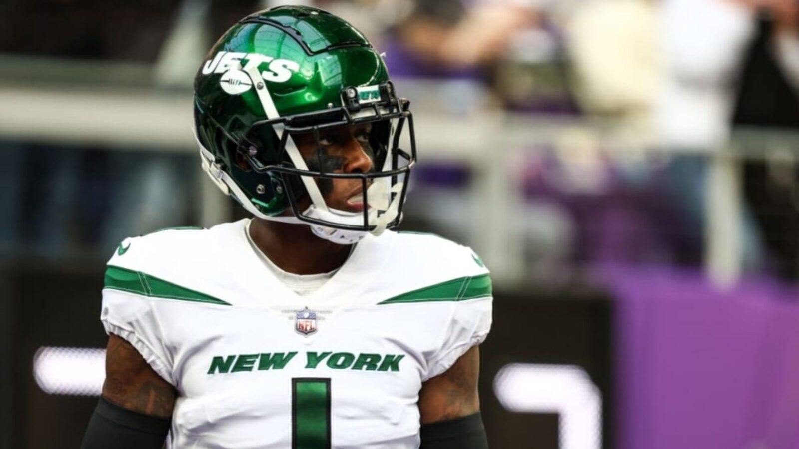 Reporters Overhear ‘Furious’ Jets HC Aaron Glenn SCREAMING at Players After Loss | Yardbarker