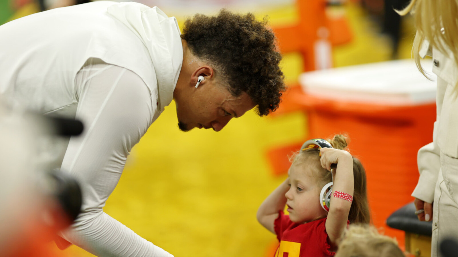 Patrick Mahomes Shares Heartwarming Moment With Family Ahead of Super ...