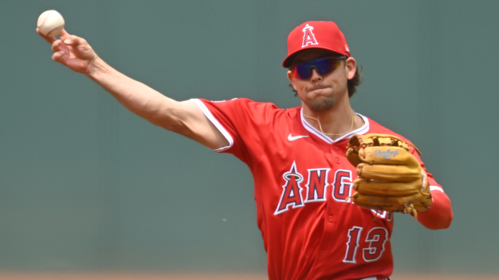 Angels outright veteran infielder | Yardbarker