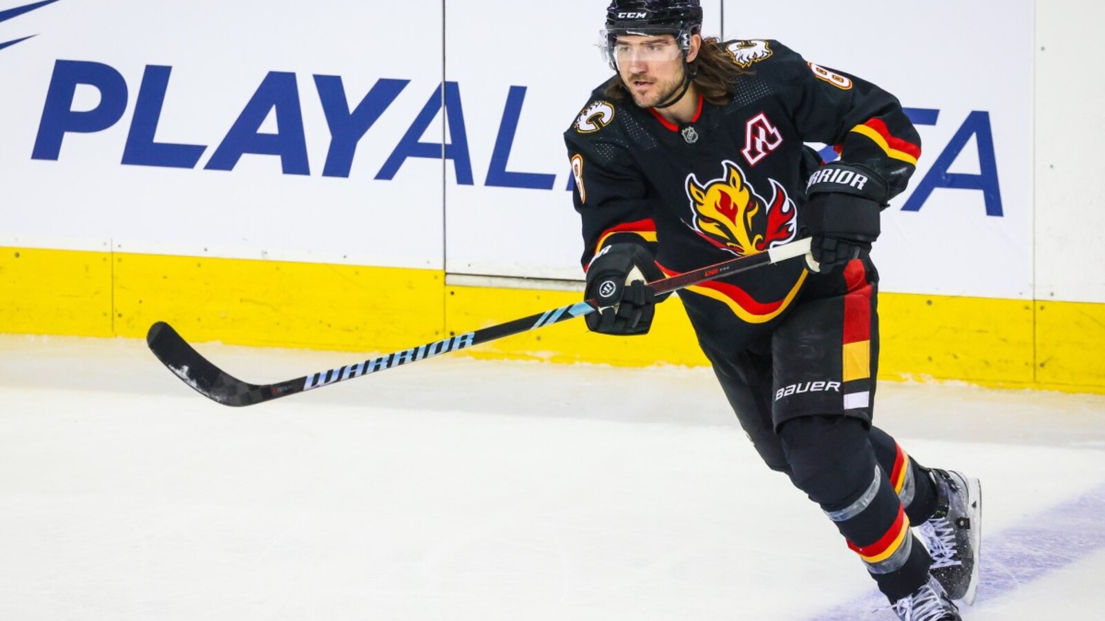 Penguins Named Landing Spot for Flames Defenseman | Yardbarker