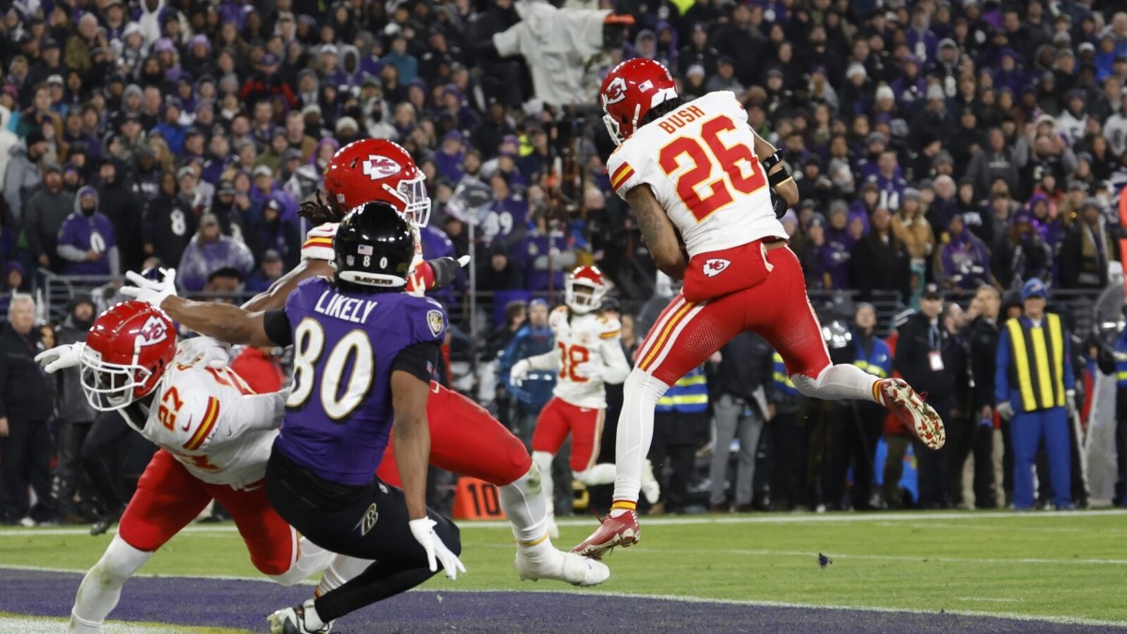 Report: Chiefs Re-Signing Safety Deon Bush | Yardbarker