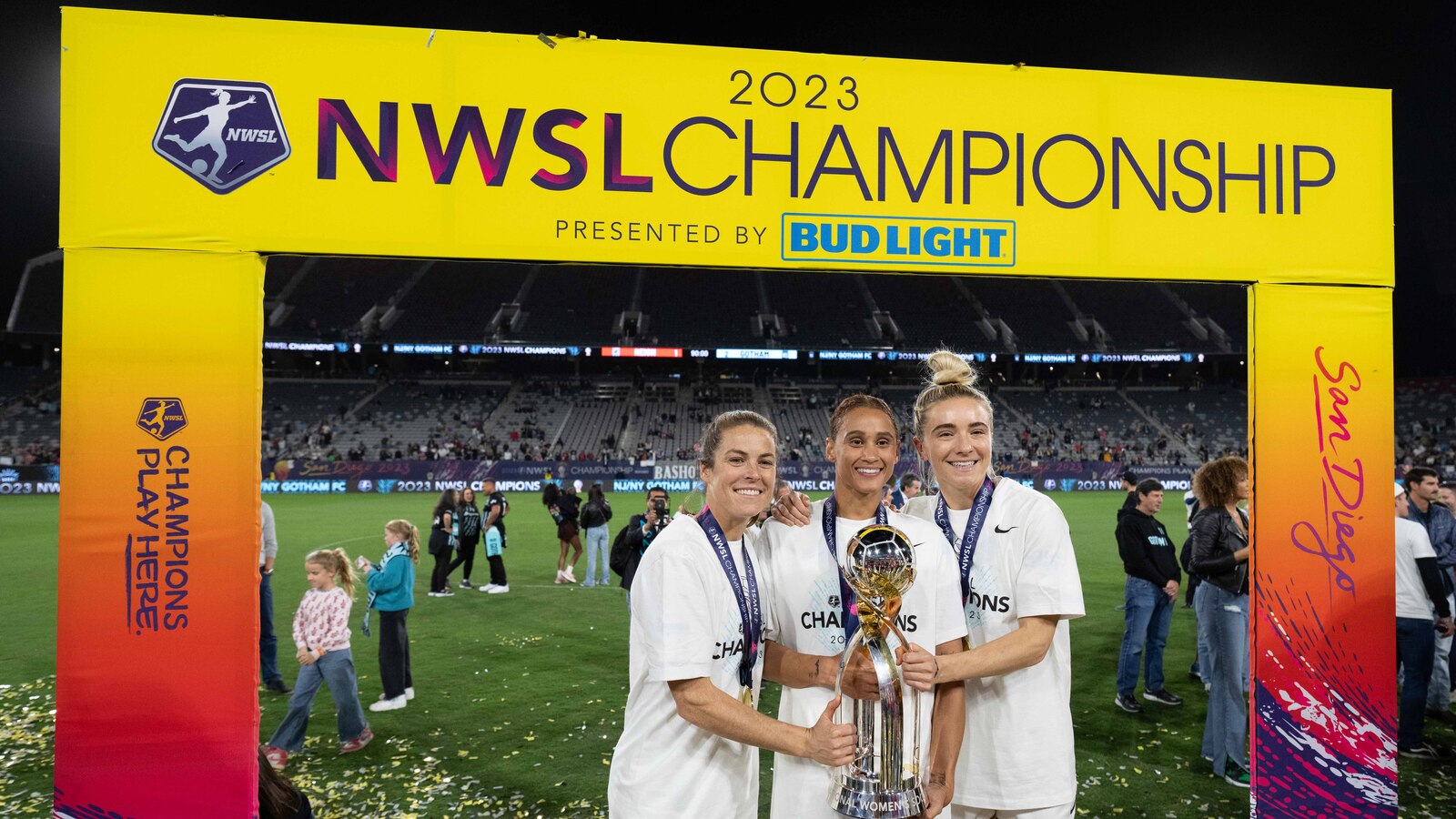 Sam Kerr Reveals Fiance Kristie Mewis’ Harsh Message During Her ...