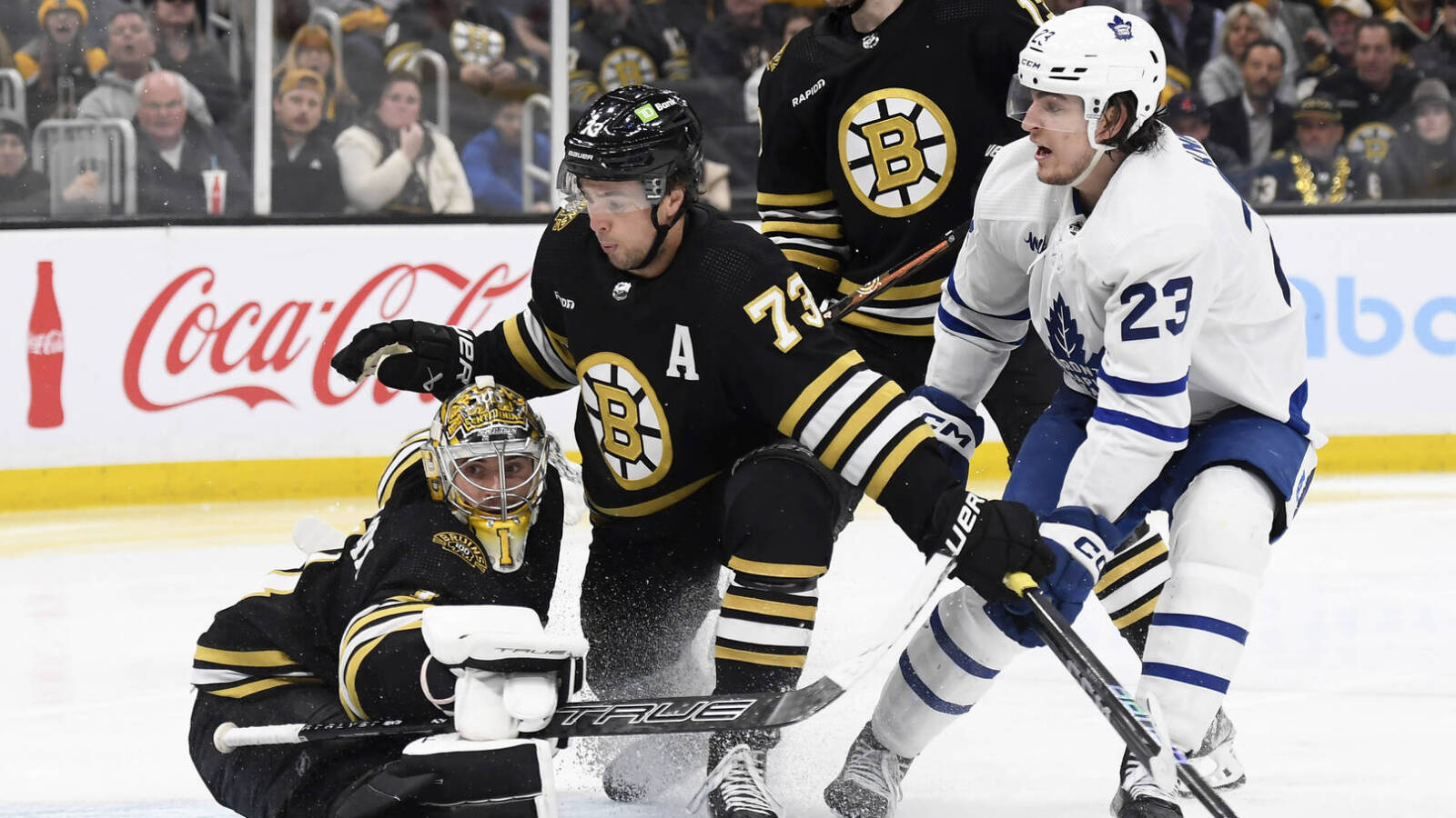 Watch: Maple Leafs stay alive thanks to OT winner by Knies | Yardbarker